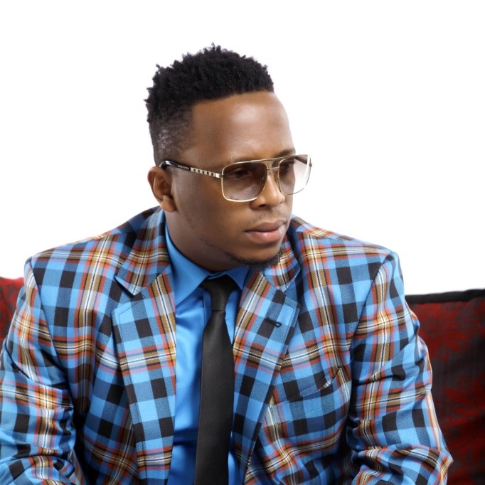 Eben | Gospel Music, Lyrics, biography, news, videos, events, Emmanuel Benjamin | THEGMP.biz